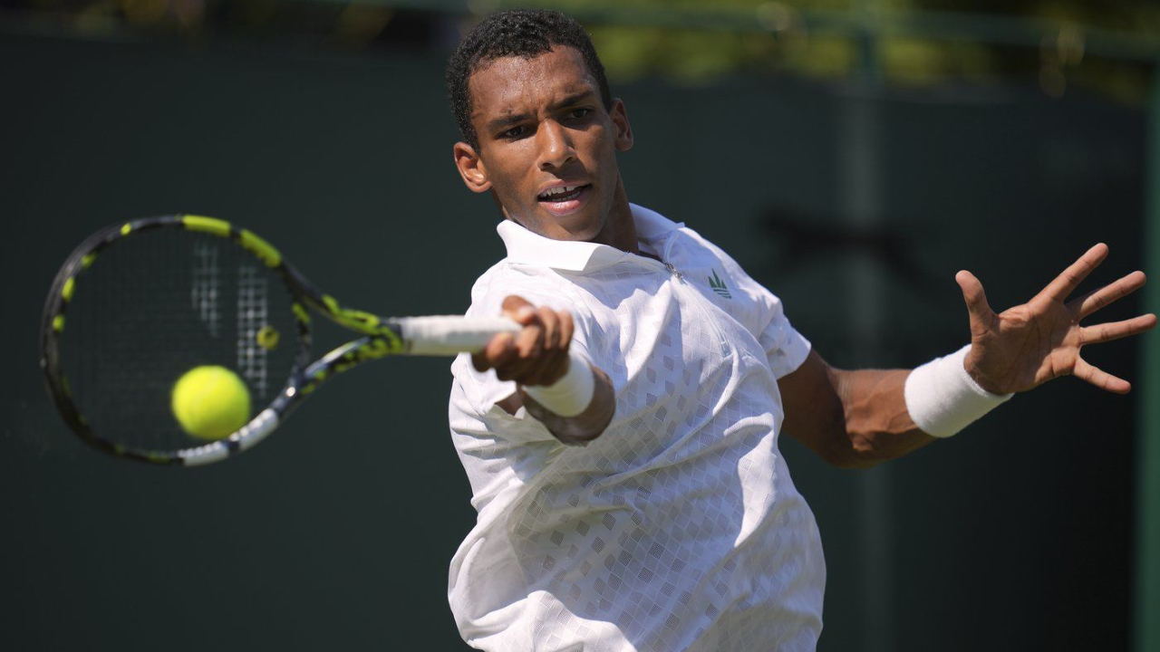 Canada's Fernandez, Auger-Aliassime and Diallo advance to second round at Wimbledon - Sportsnet.ca
